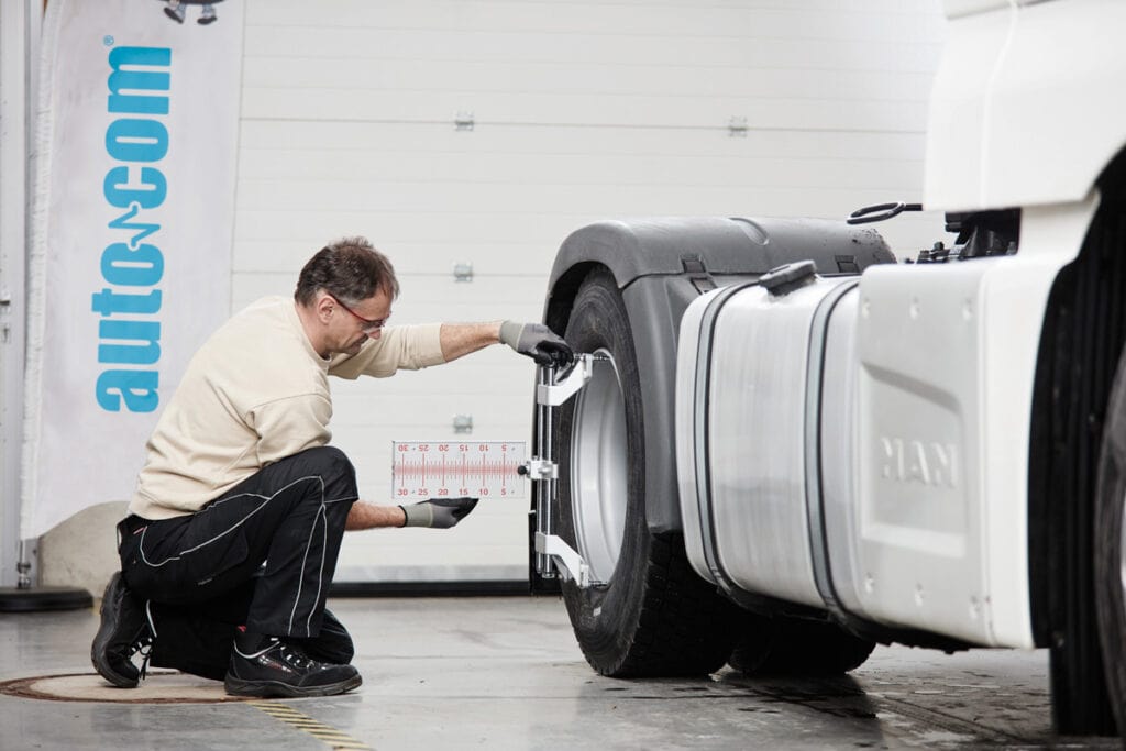 Autocom ADAS TRUCKS kalibrering - Gesab, Garage Equipment Service AB